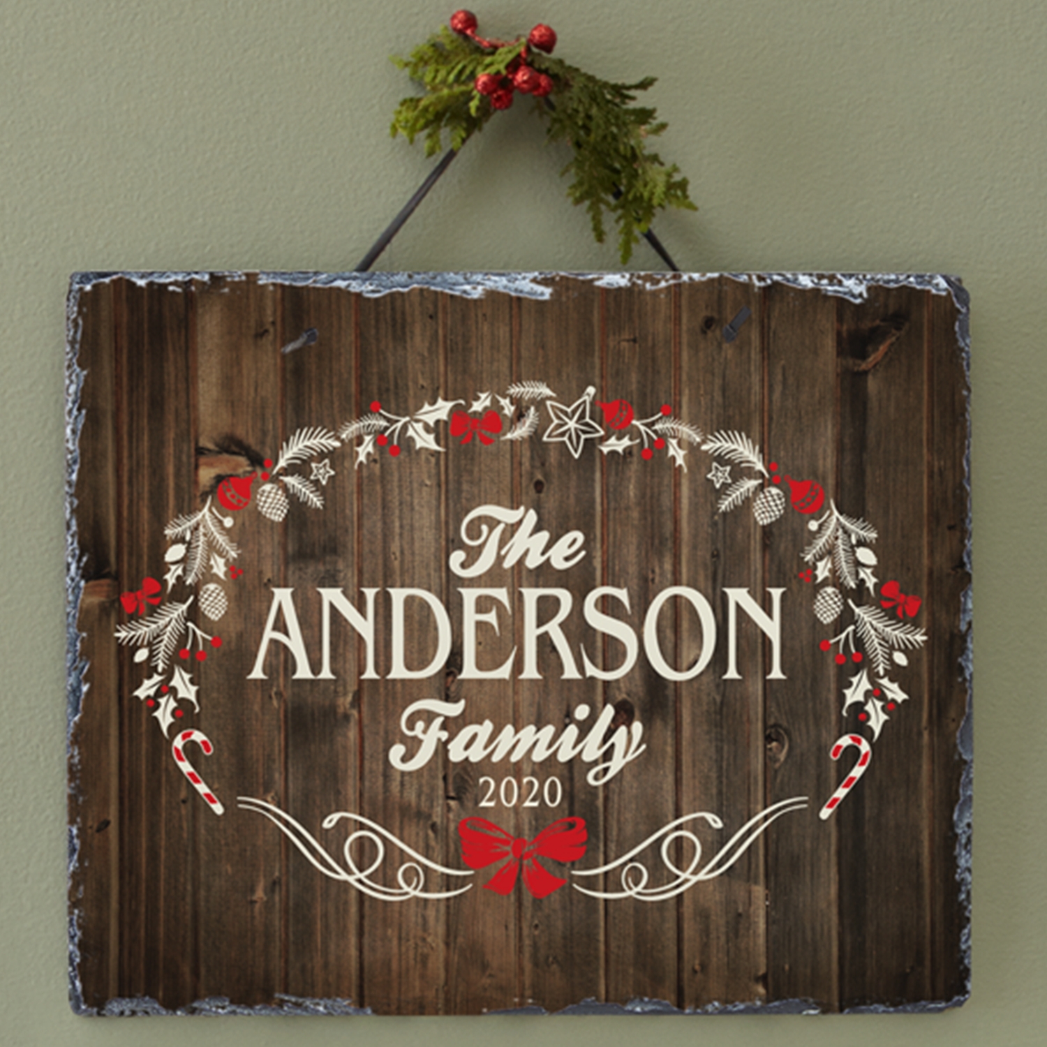 Custom Christmas Wall Décor and Slates | Personal Creations